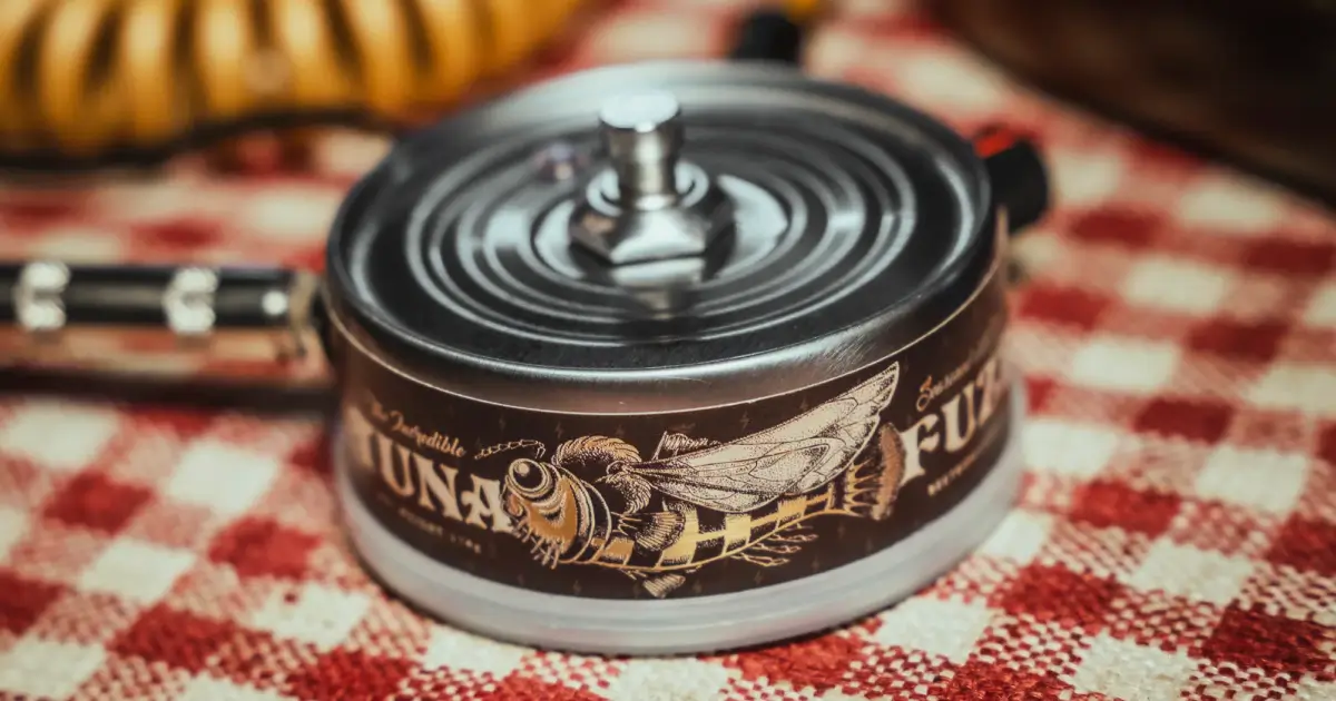 Beetronics apresenta o Tuna Fuzz, pedal construído em lata de atum