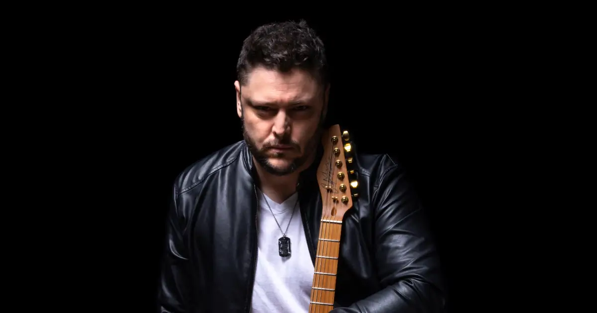 Guitarrista brasileiro, John Tho, surge como nova promessa com o single ...
