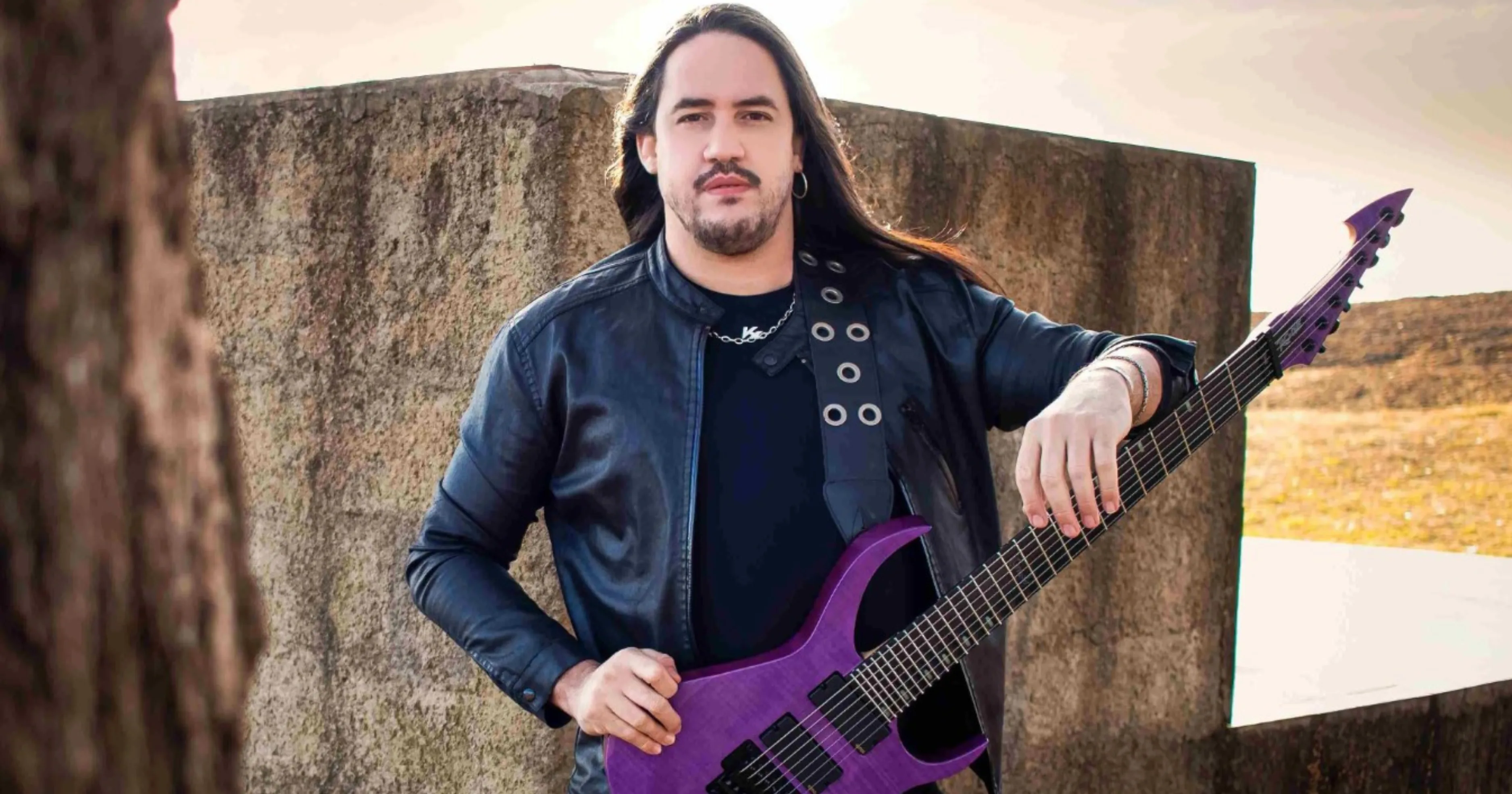 Roberto Barros deixa banda de Edu Falaschi; Victor Franco assume o posto